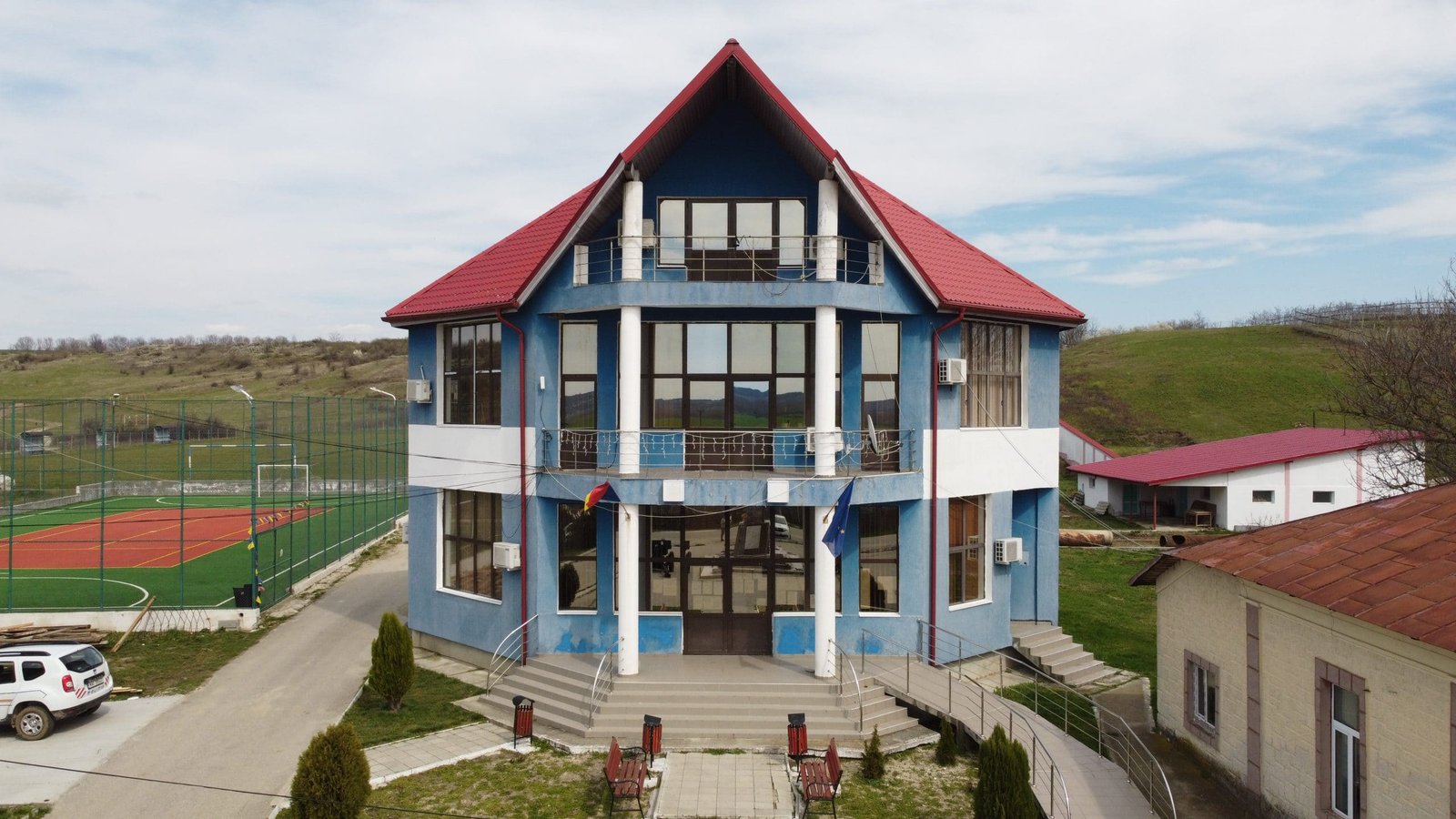Acasa - Primăria Laloșu Vâlcea